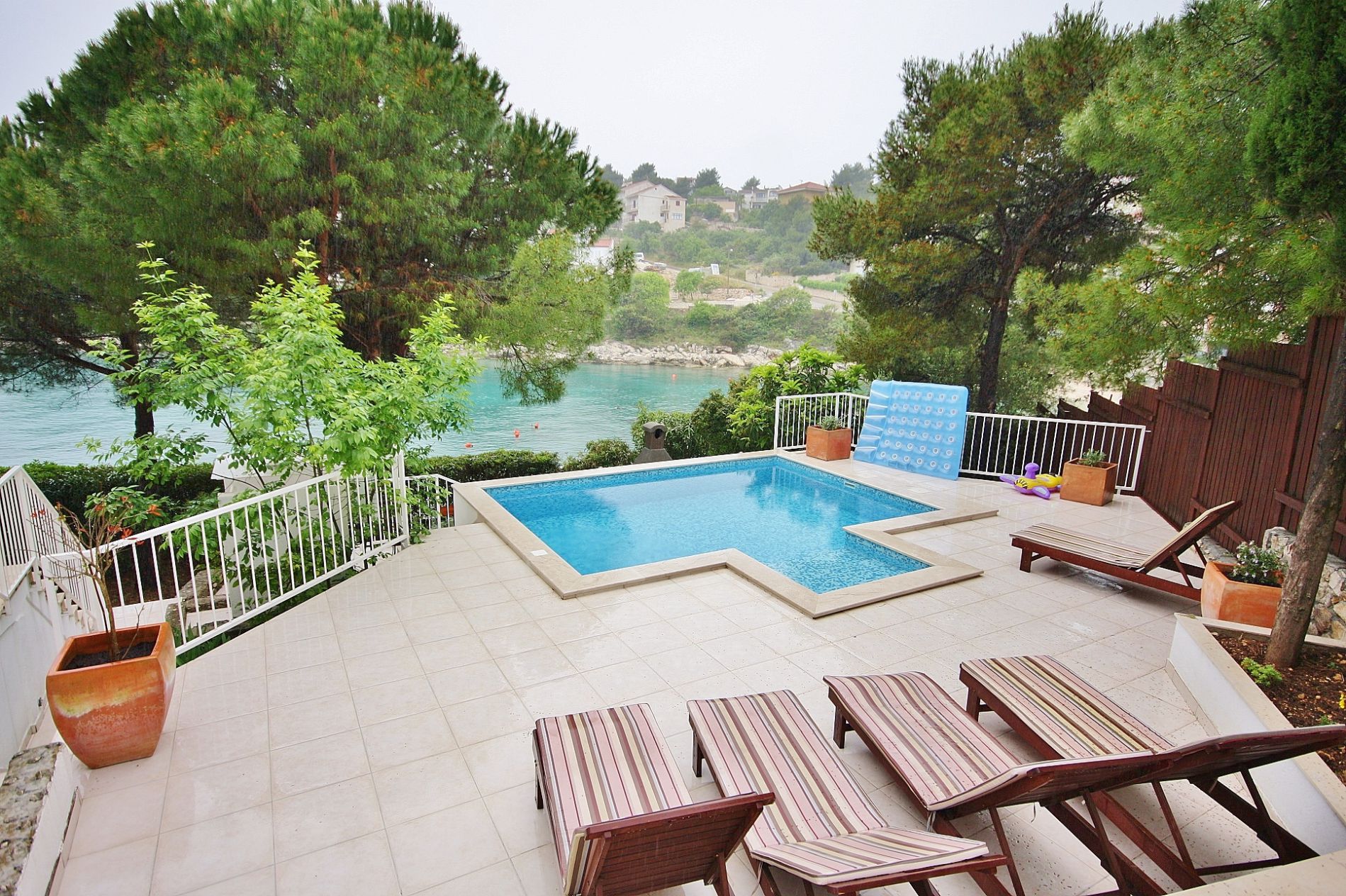 TG009 - Pool view - 5 bedroom Villa near Trogir, Croatia - Croatian Villas